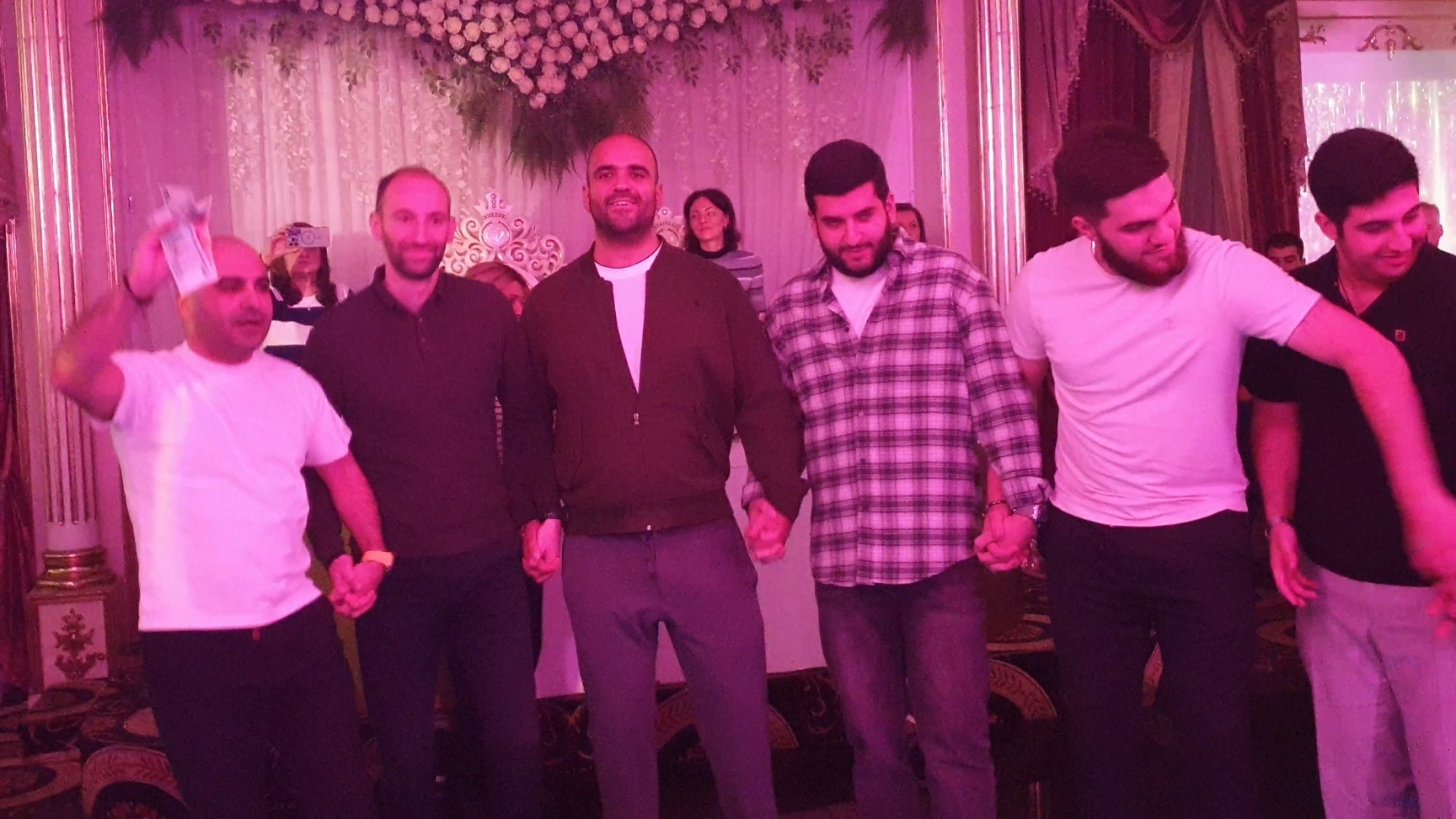 Ассирийцы 🔵⚪🔴 Духрана д Мар Давид в Москве 🎊🙌🙏❤ 15.10.2025