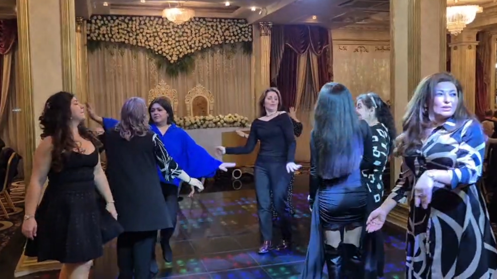 Ассирийцы 🔵⚪🔴 Духрана д Мар Давид в Москве 🎊🙌🙏❤ 15.10.2025