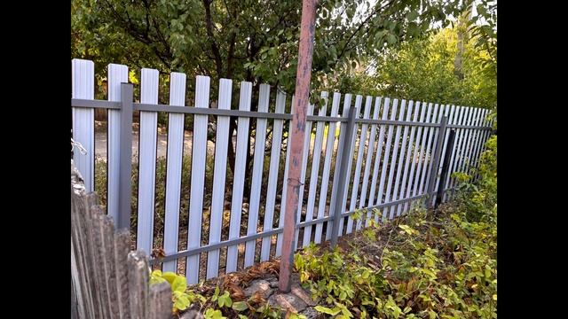 Забор в Петровском рн Донецка из Евроштакетника