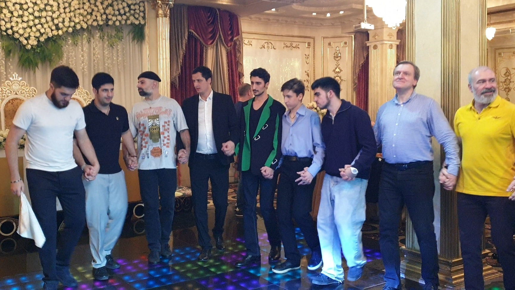 Ассирийцы 🔵⚪🔴 Духрана д Мар Давид в Москве 🎊🙌🙏❤ 15.10.2025