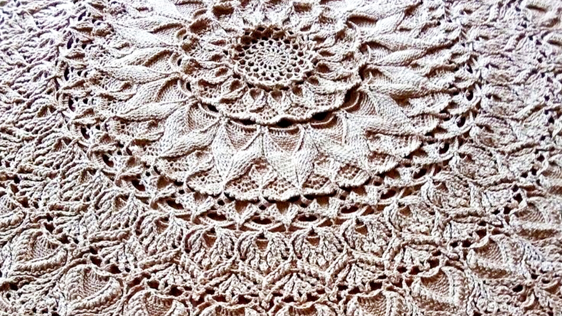 15. Вязание крючком. 59-60 ряды. Салфетка Arcanowave. Мастер-класс по вязанию.mp4