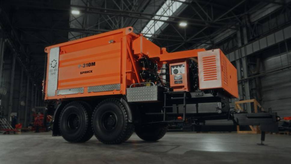 Прицеп-машина для ямочного ремонта Р-310М: обзор, работа, преимущества