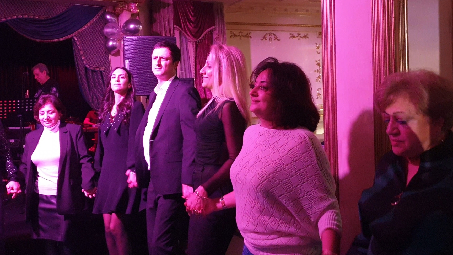 Ассирийцы 🔵⚪🔴 Духрана д Мар Давид в Москве 🎊🙌🙏❤ 15.10.2025