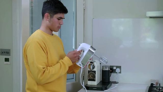 WW 2ED 4 | 04 WiderWorld 2 ed SB4 Unit1 Video NewPark 1.6