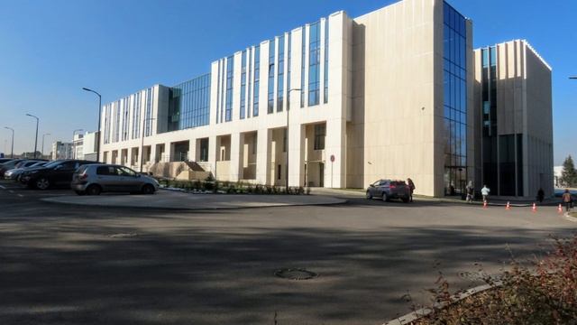 У обл.суда. Ргиси, и строят реабилитационный. Кемерово