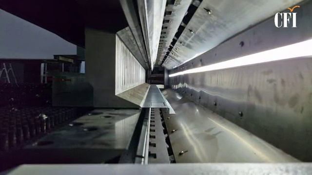 Изготовление корпуса конвектора на автоматическом панелегибе CFI LANHAO LHA06-3200PAS