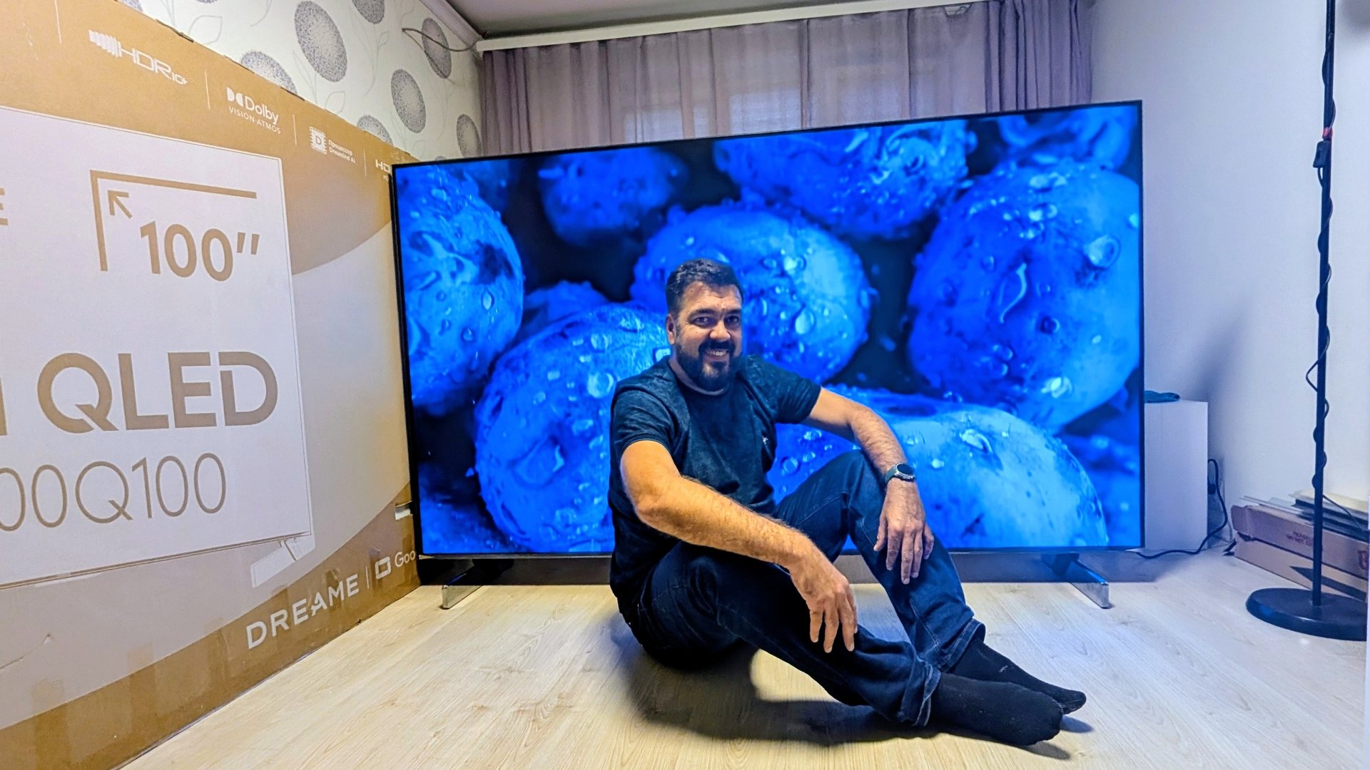 Обзор 100 дюймового ТВ DREAME MEGA QLED 4K TV 100Q100 / Арстайл /