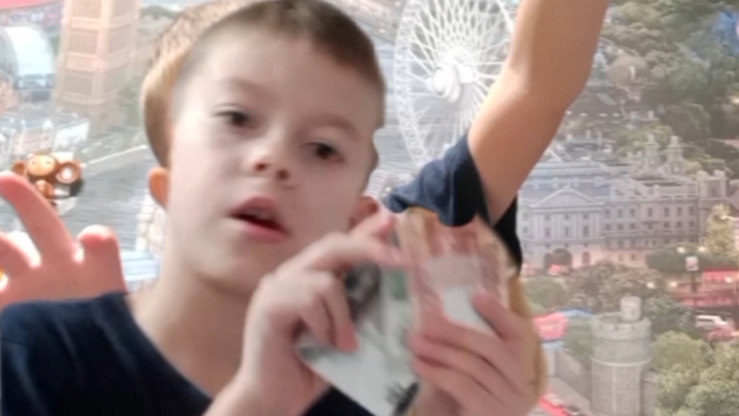 Федя забрал мои деньги.