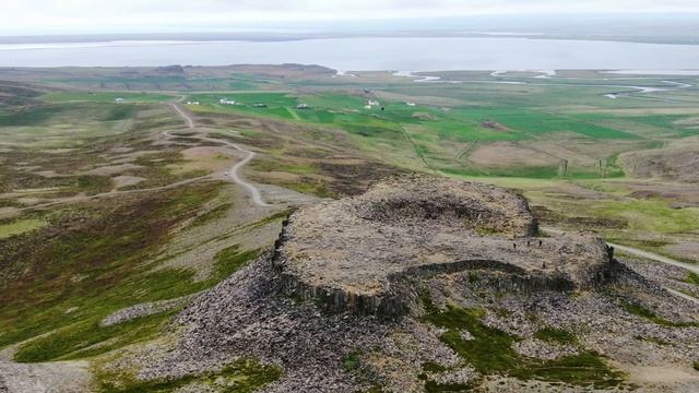 Soaring Thoughts - Relaxing Music for Sleep & Meditation