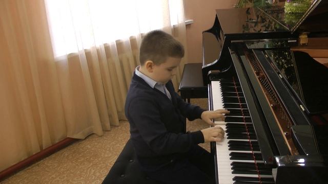 А.Роулей "В стране гономов", исполняет Чамбуткин Кирилл