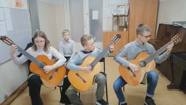 "Яблочко" (обр.О.Ковалевич)
