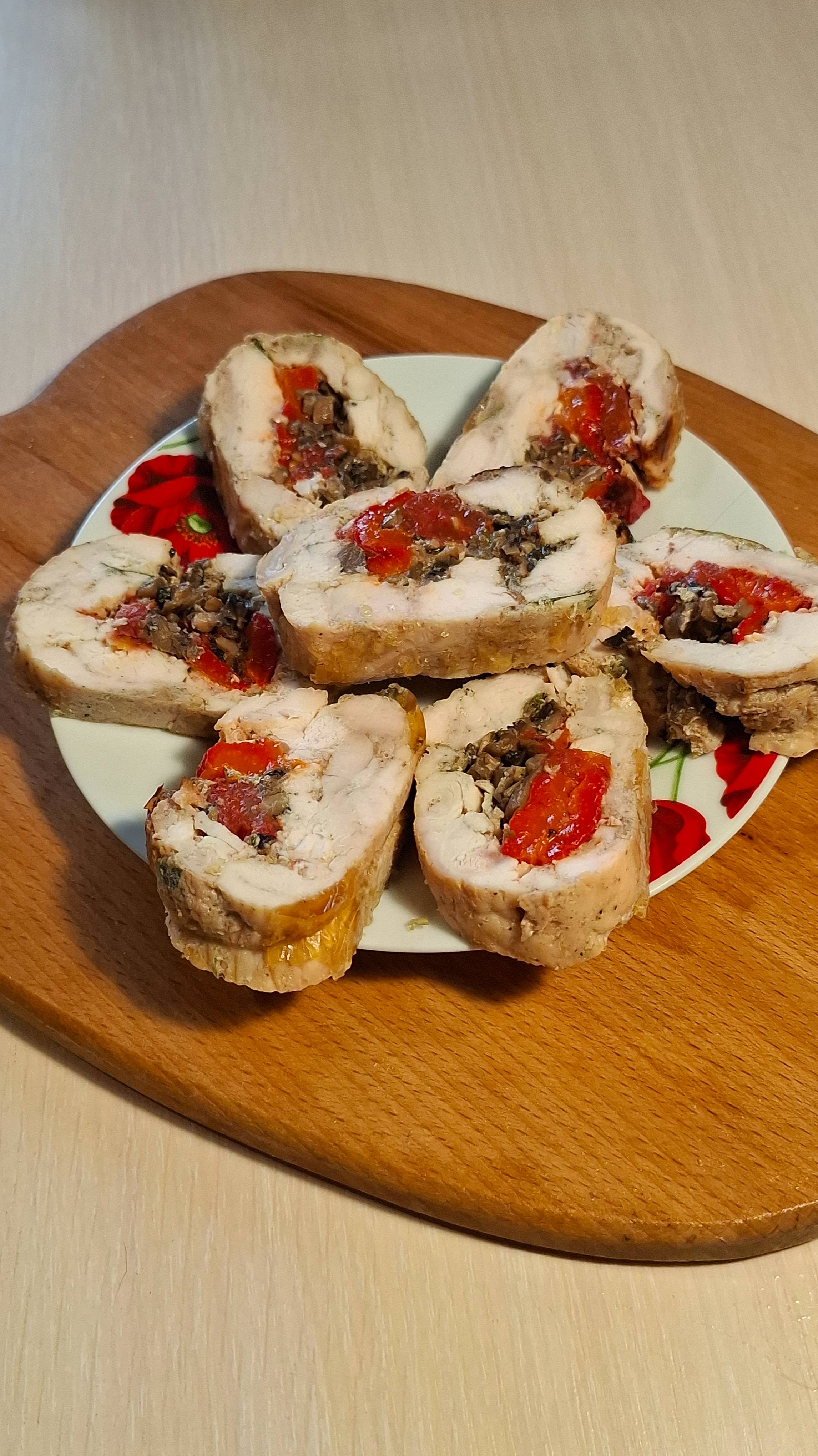 САЛЬТИСОН С НАЧИНКОЙ из куриного филе в аэрогриле.  😋🍗. #куриноефиле #сальтисон #рулеты