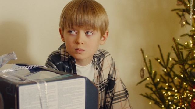 Наш папа – Дед Мороз - Русский трейлер (2025)