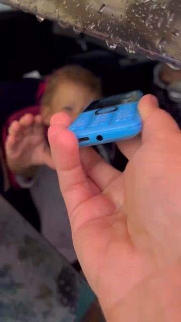 Уезжают из деревни в город