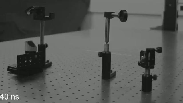 Эксперимент с зеркалами и лучом света