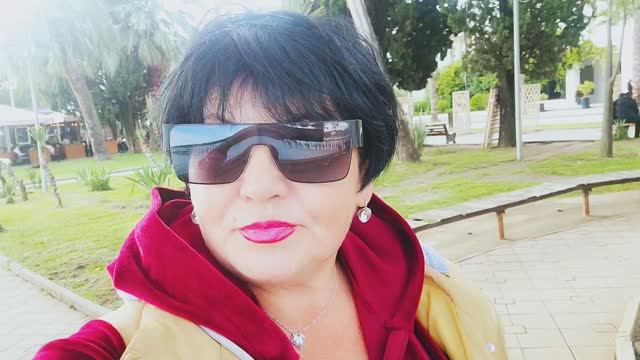 А мы идём, шагаем по Сухуму, туда, где много обезьян 🐵