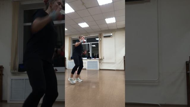 Аэробная с легким весом! Без прыжков и приседаний!