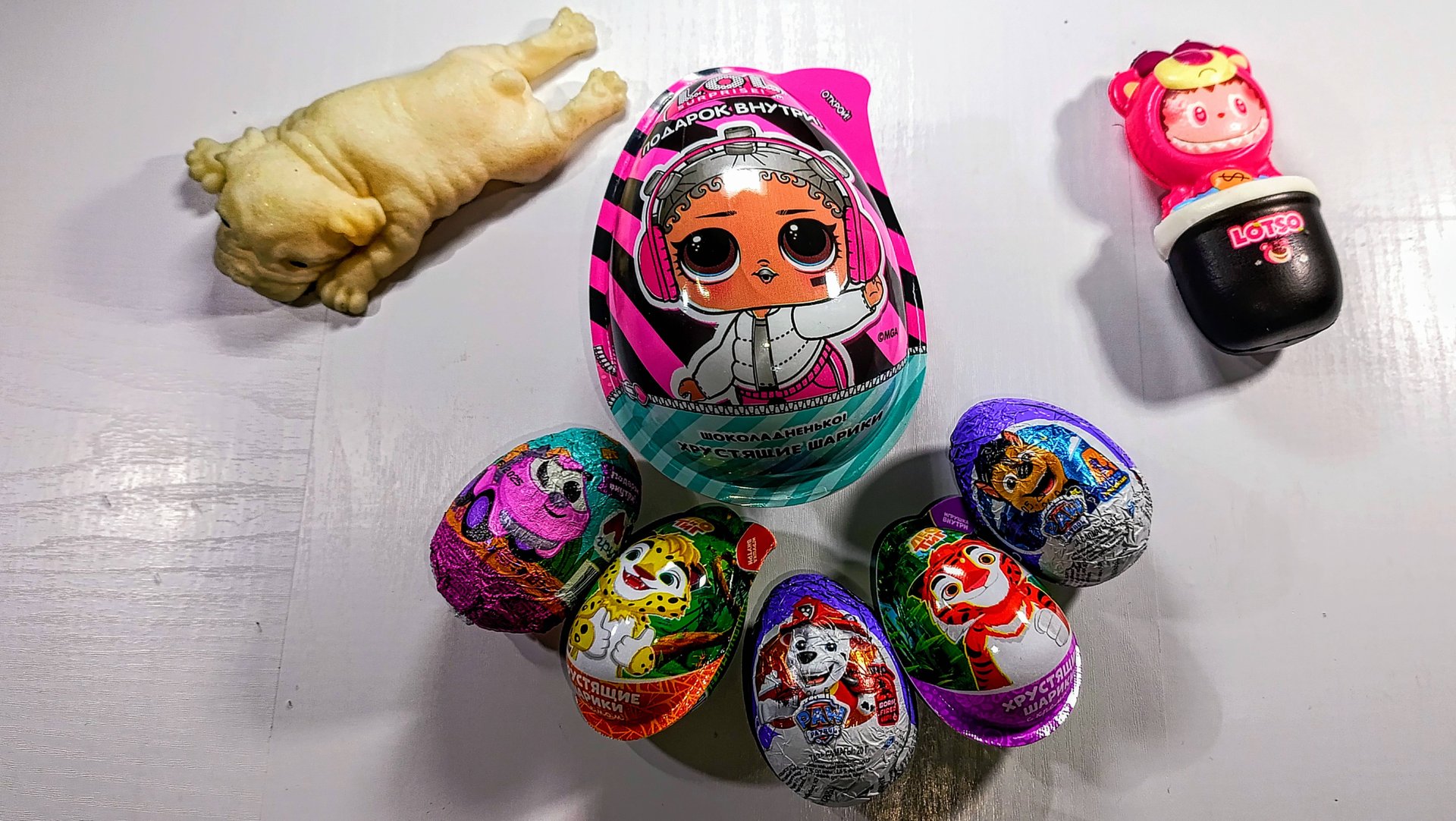 АСМР РАСПАКОВКА Киндер Сюрприз яйца АСМР Новинка 🥰