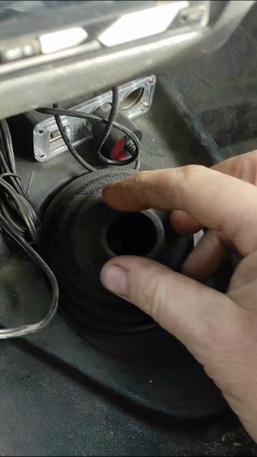 отломилась ручка КПП