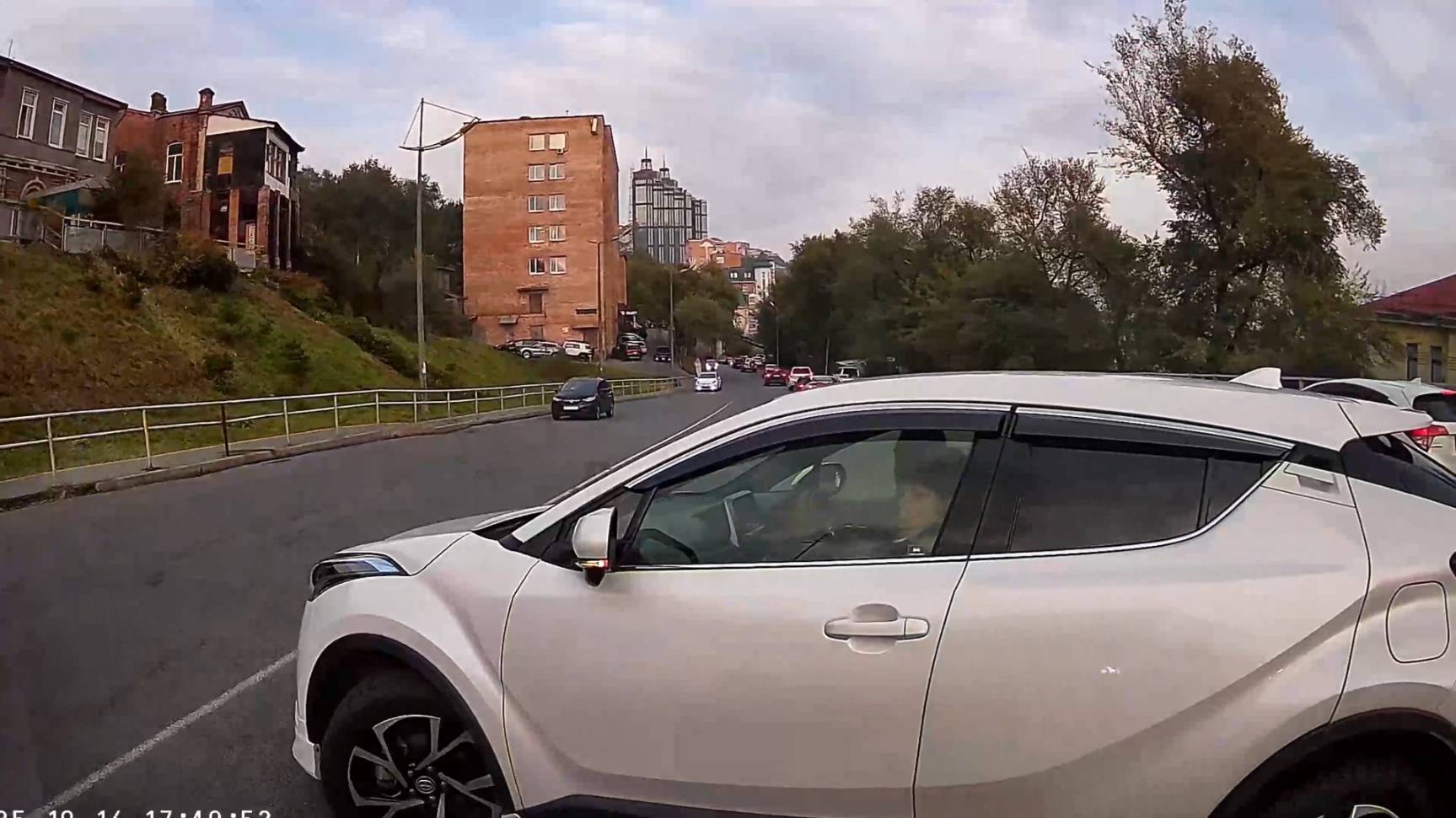 У918СУ125 УО854ХУ125