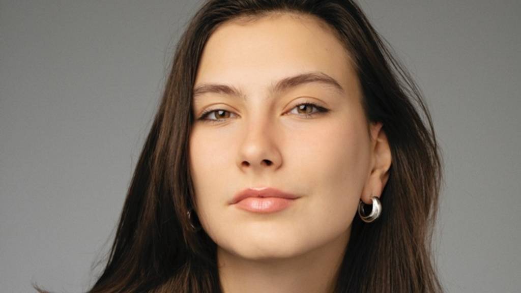 Кейс Олеся 25 лет Визитка 2026