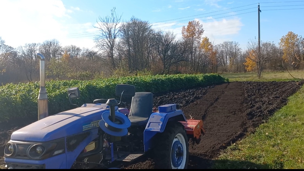 Главный ресурс 1.2  Посадка чеснока. Уборка горчицы. Вспашка