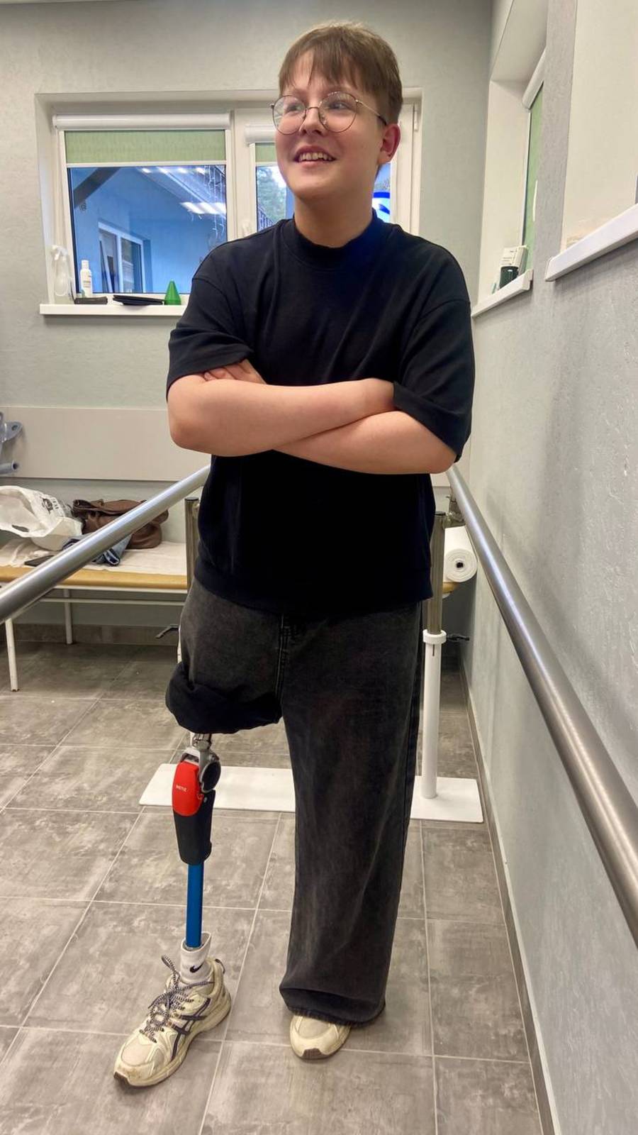 Кирилл получил протез бедра