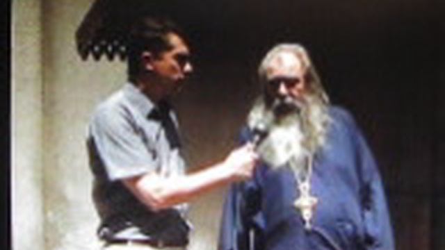 1993-1994 Открытие мемориальной доски в белградской церкви