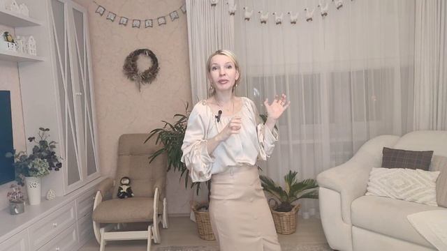 Кто под ёлочкой живёт