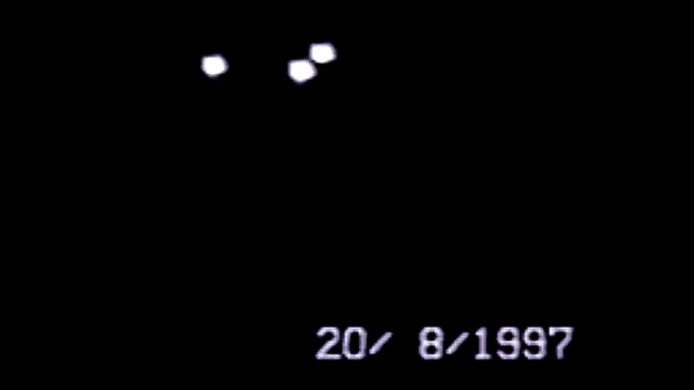 Полевые съёмки В. Черноброва к видео "Полтергейстные эпизоды...". Кадры НЛО