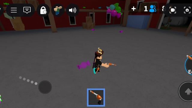 играю в мм2 и показываю обнову