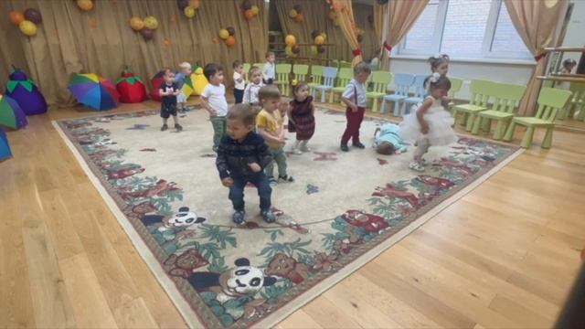 Шли грибочки все по кругу. Танец для ясельной группы