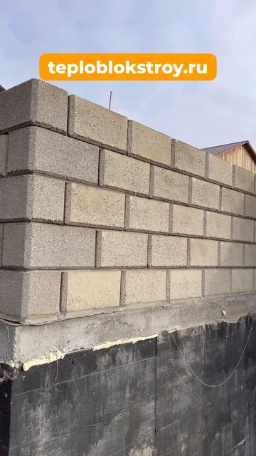 Строим домик из теплоблоков с фаской