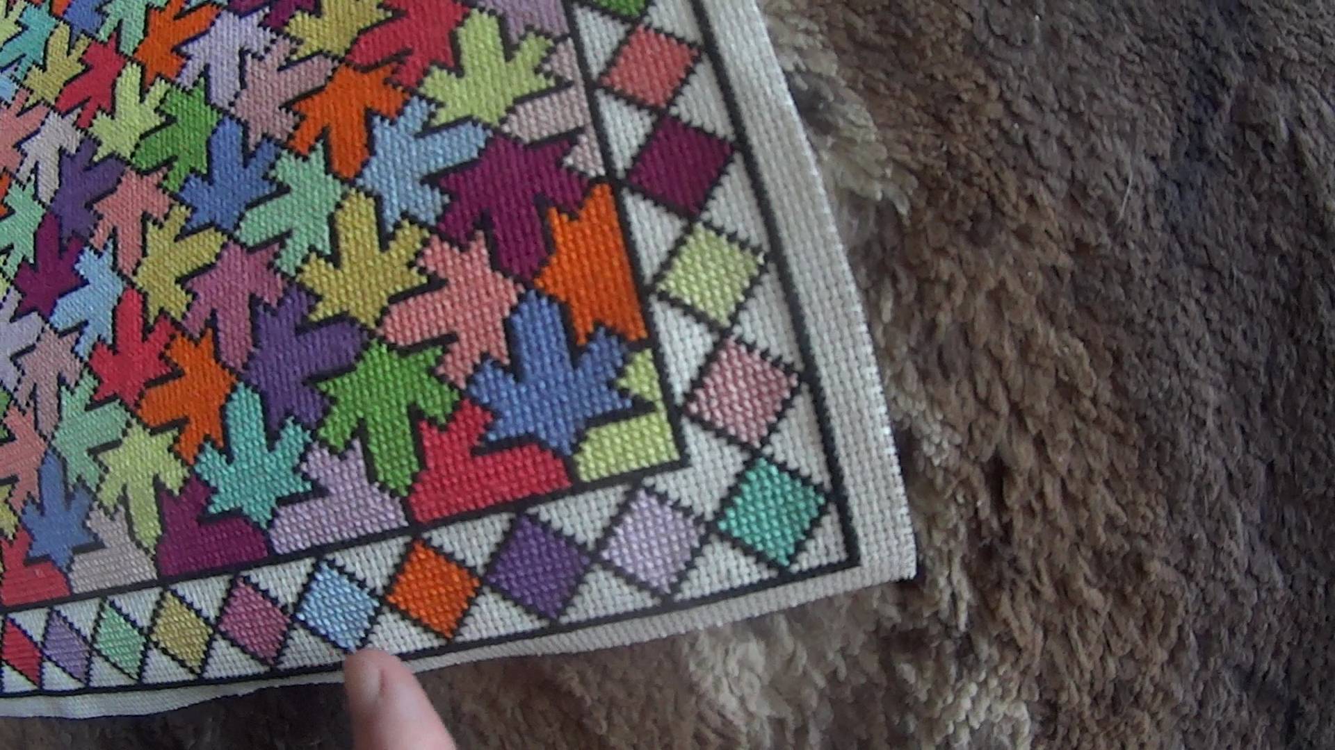 Марусина телеохота Завершаю сезонную вышивальную работу