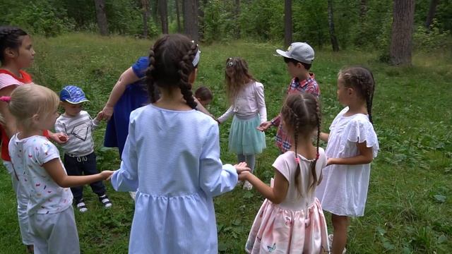 Татарская народная игра "Бер сум, ике сум"