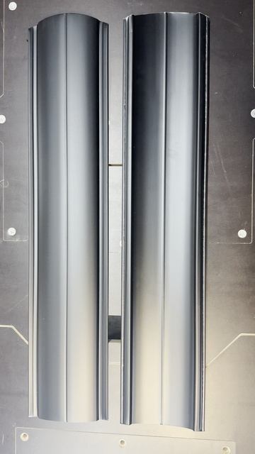 Металлический штакетник Полукруглый RAL 9005 Матовое покрытие без текстуры