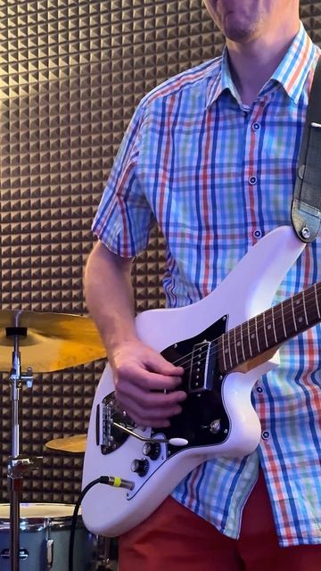 Уроки на гитаре