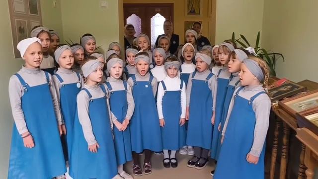 РАДОСТНОЕ НАЧАЛО УТРА И НОВОЙ НЕДЕЛИ: ПОЖЕЛАНИЯ ОТ ВОСПИТАННИЦ ИВЕРСКОЙ ГИМНАЗИИ