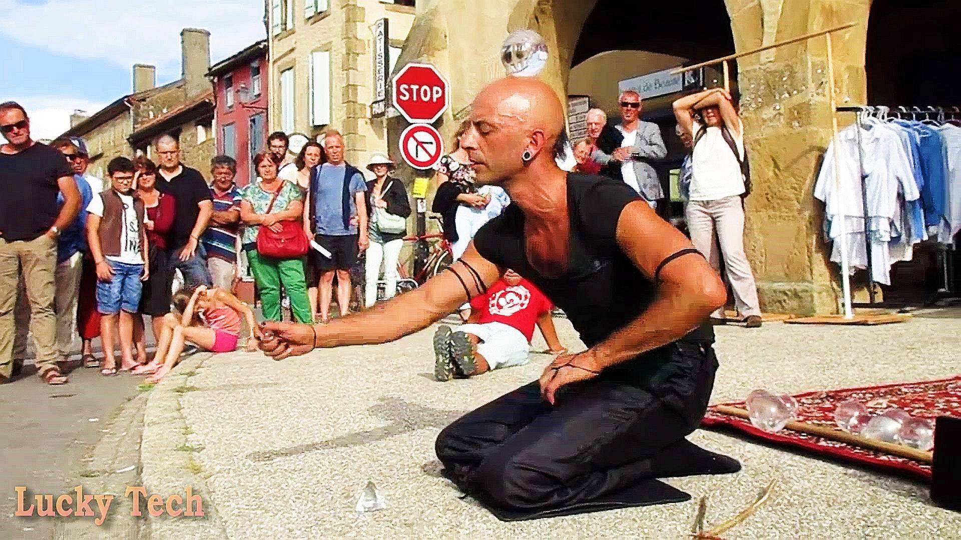 Непревзойдённый Йог-Иллюзионист и Магический Виртуоз Кристиан Джиоти Показывает Свои Способности