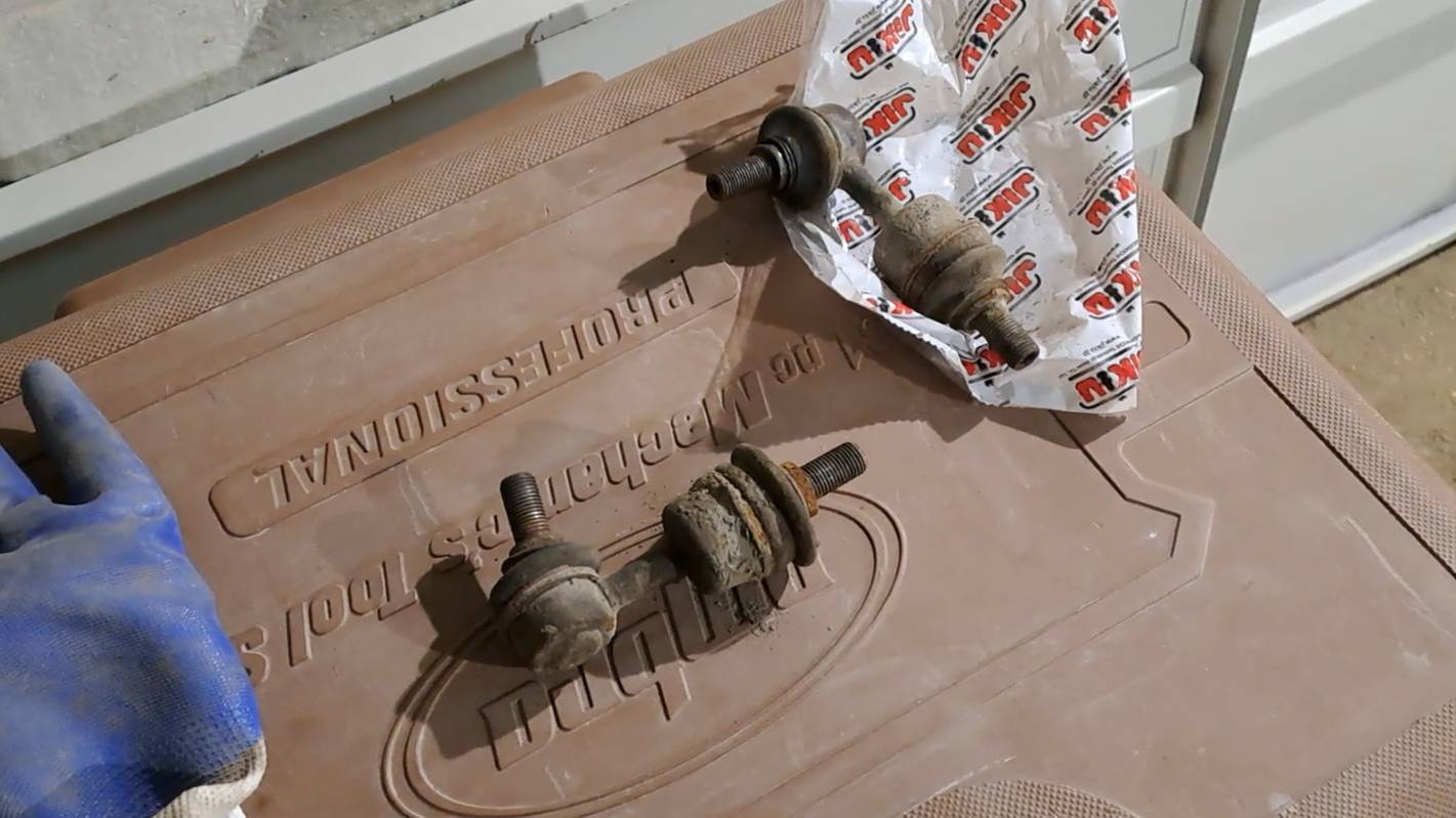 Стойки заднего стабилизатора NK после пробега 30К