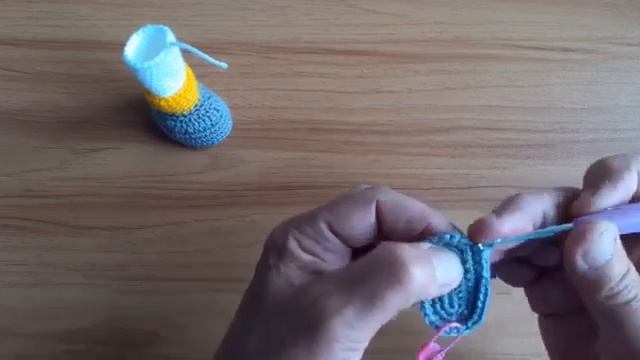 Зайчик в ботиночках ч.1. Ручки и ножки.