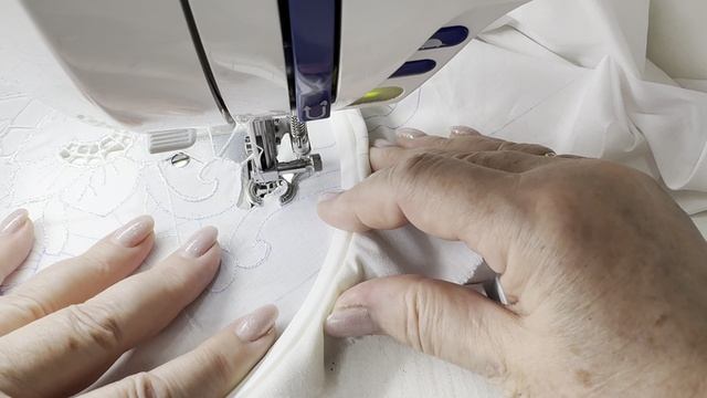 А руки помнят! Салфетка с вышивкой #ришелье . #Richelieuembroidery