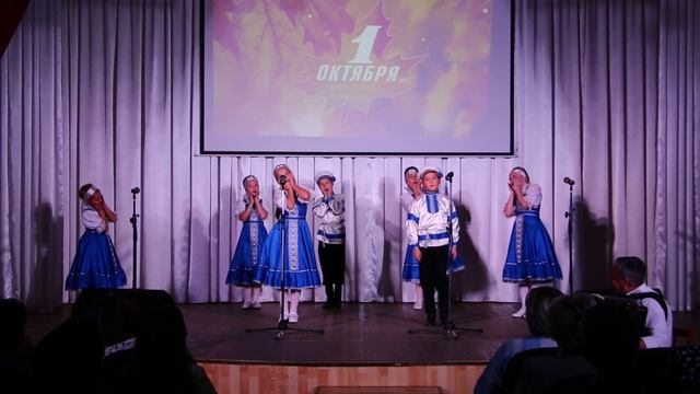 Образцовый коллектив, детский народный вокальный ансамбль «Разгуляй» – «Как у наших у ворот»