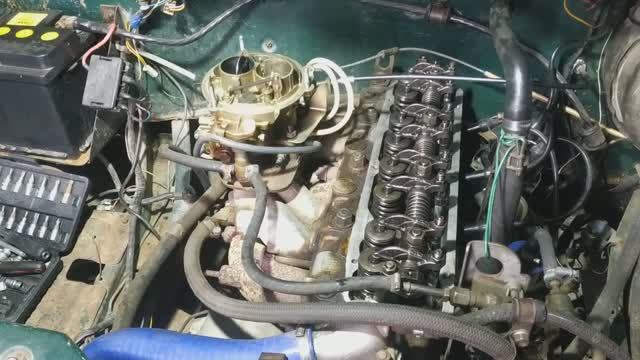 Почему сопливится клапанная крышка на УМЗ-4215-16, ЗМЗ-402 и других авто