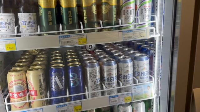 Краткий обзор продуктового магазина напротив отеля Sanya Hawaii Hotel