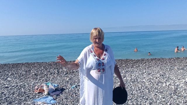 ЦАНДРИПШ ПЛЯЖ У ЖД ВОКЗАЛА