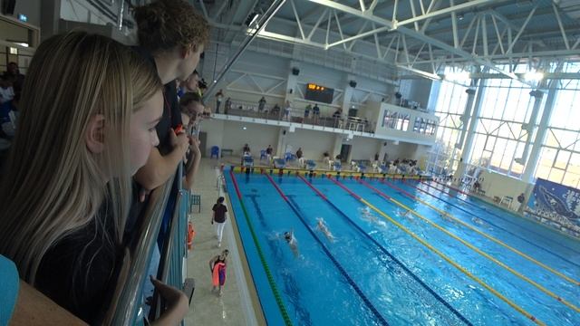 181025 100м спина Вейт Маша 2014 1дор 1мин33сек 1юн Панасенко Настя 2013 2дор 1мин34сек 1юн