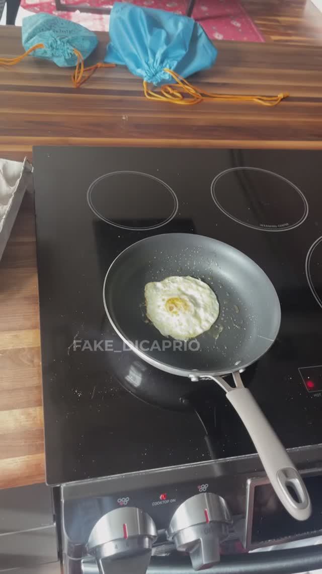 Кризис возраста Не пора ли жениться 11 Яичница на завтрак мини сериал актёра Александра Ясеня #mrdi