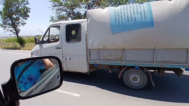 Автомобили,на которых ездят в Кыргызстане в Бишкеке.Ретротехника