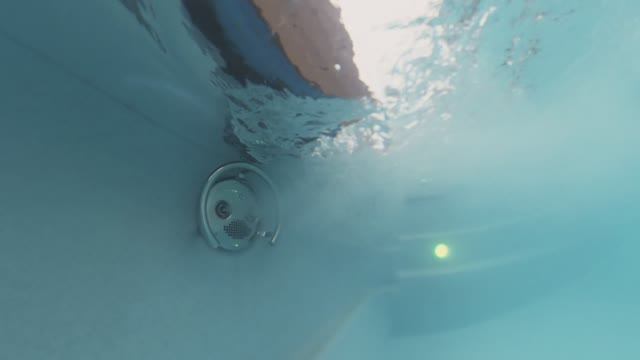 Противоток 75 м³/час с сенсорной кнопкой и блоком управления.